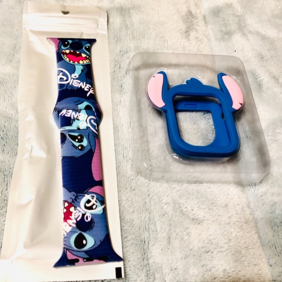 Disney | Accessories | 44mm Disney Stitch Apple Watch Bandbumper Combo ...